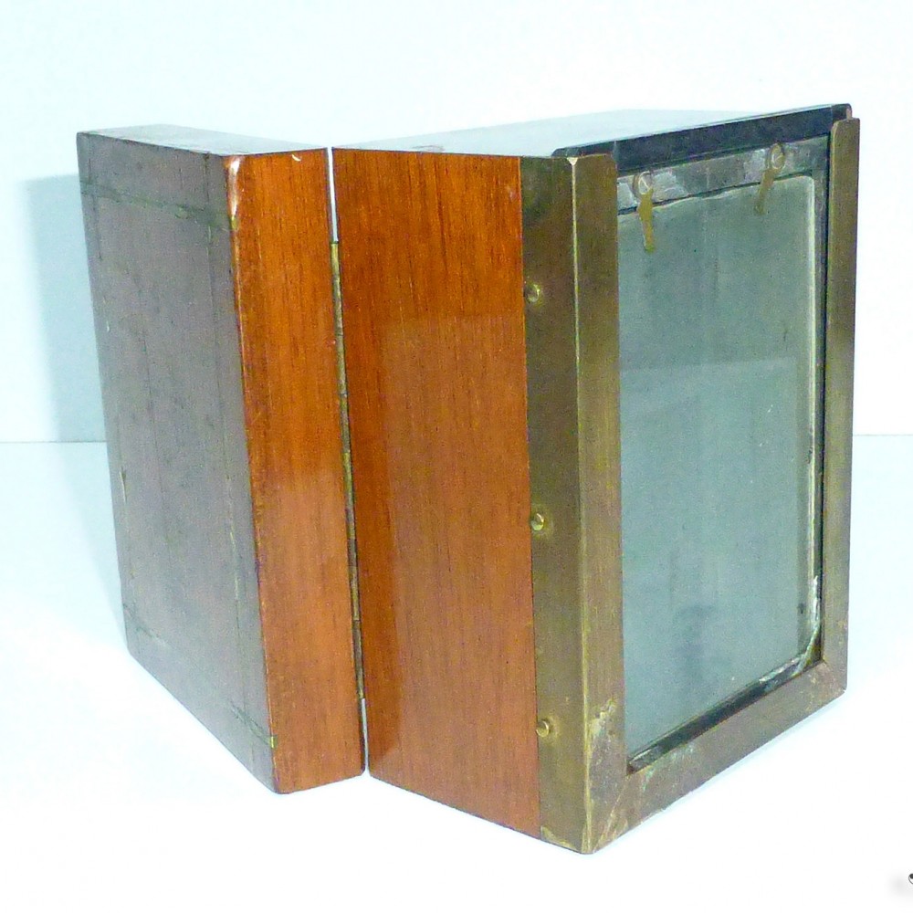 Zepolini The mini stamp - Autrefois la Photo